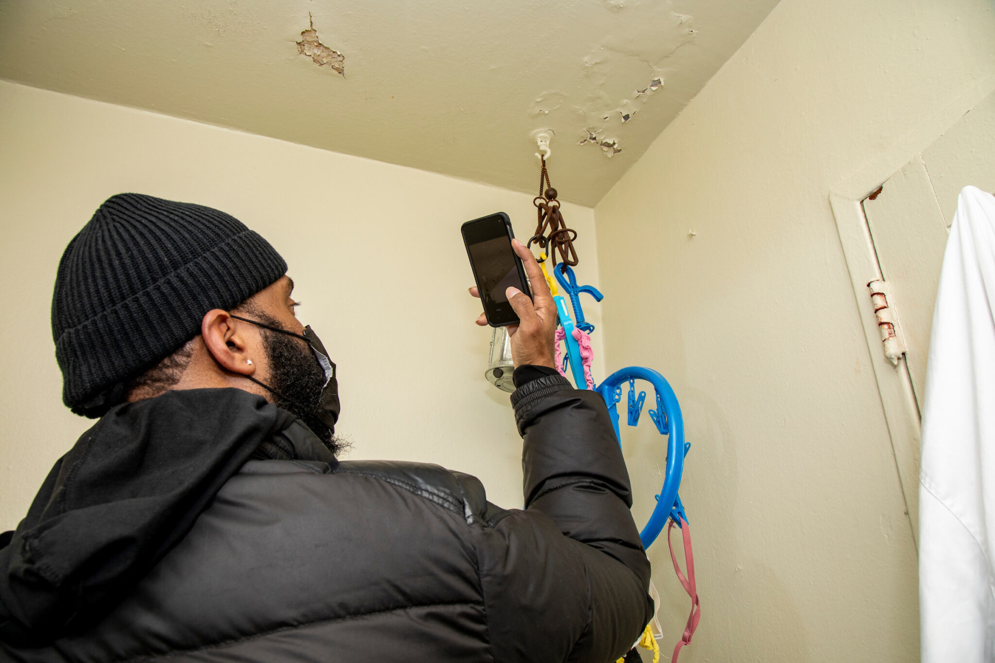 Keeping Residents Safe with Lead Paint Inspections - The NYCHA Journal