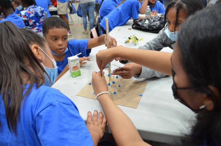 BronxWorks Celebrates STEM Programs for Youth at Melrose Community ...